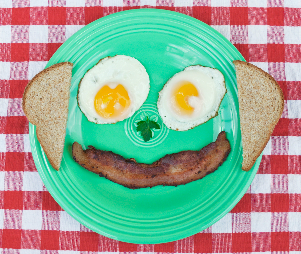 Smiley Face Breakfast – The Joy of Cooking Milhouse